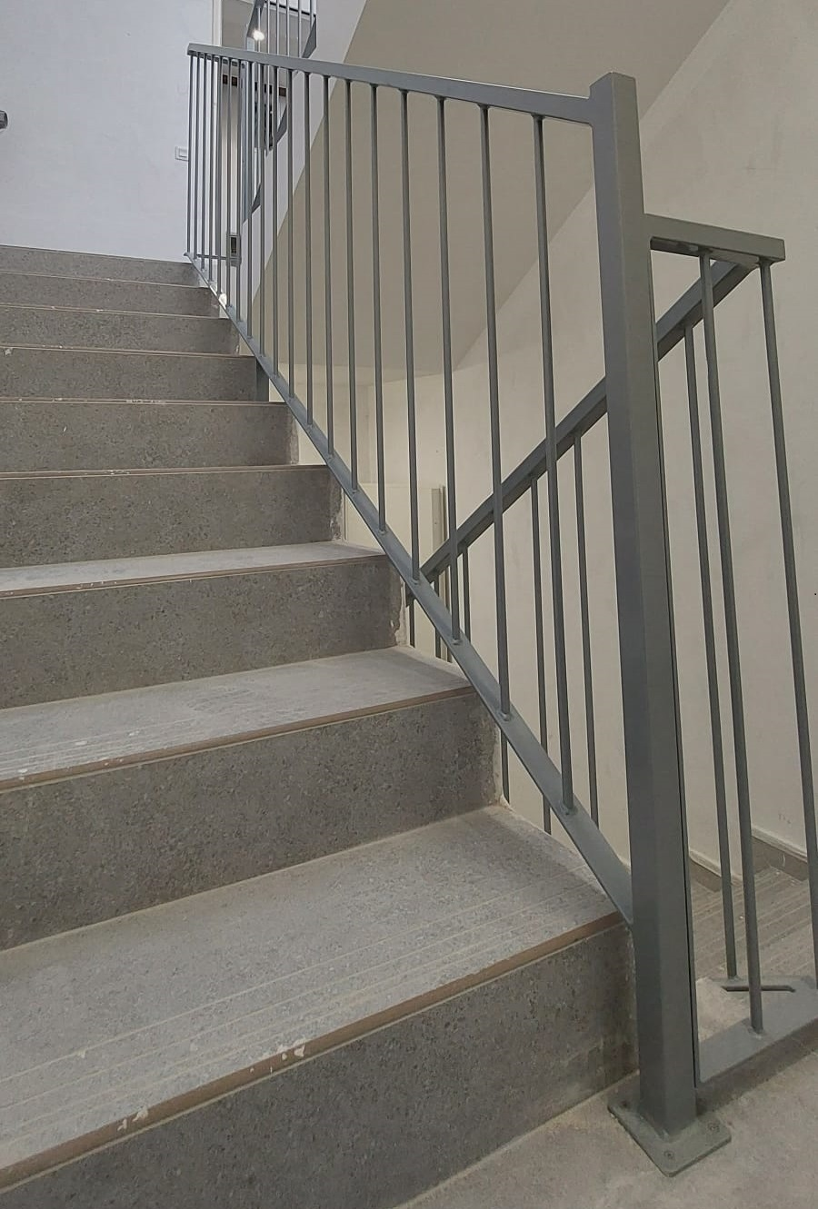 Irial › Portfólio Corrimão de escada